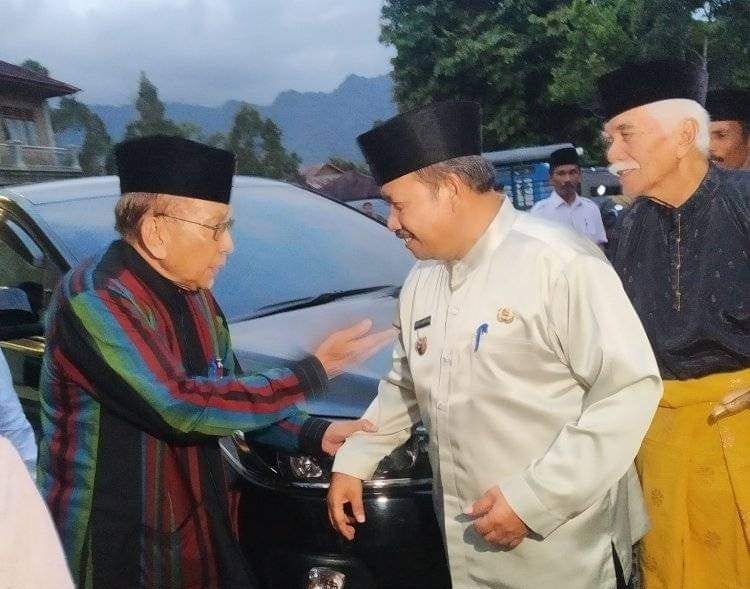 Pejabat Malaysia Ini Ternyata Orang Palupuh Agam - Metrokini.com