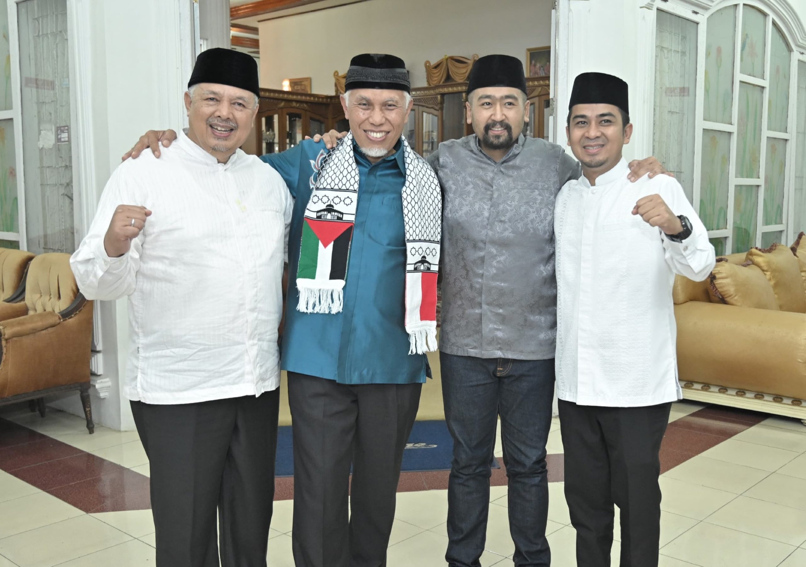 Beda Sambutan Mahyeldi di Kota Solok dengan Kabupaten Solok - Metrokini.com